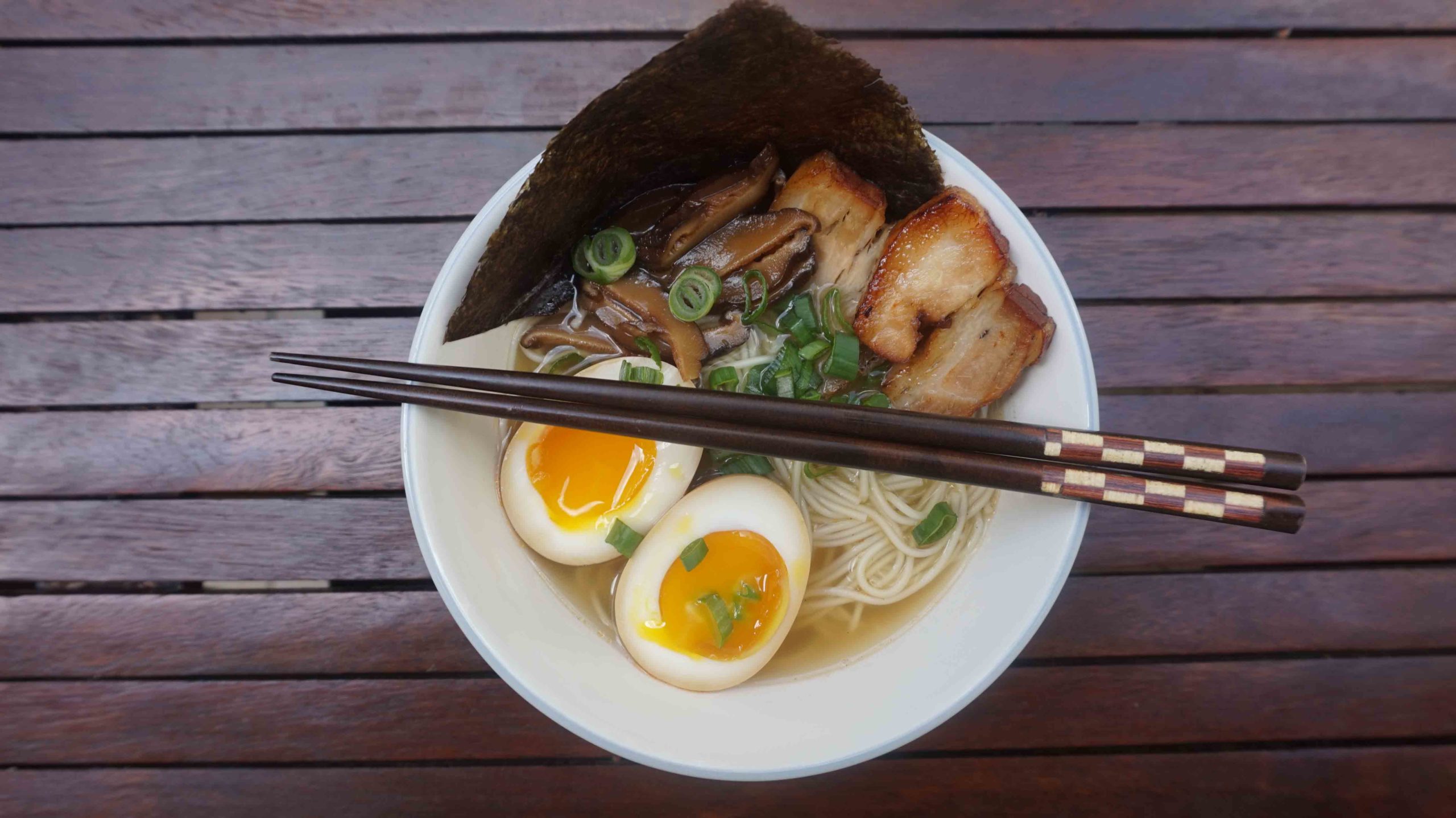 SHIO RAMEN - JAK uMAMI - klasyczna wersja słynnej japońskiej potrawy.
